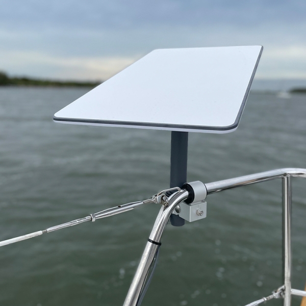 STARLINK OM-H Rail mount fitting for horizontal tubes, pushpits | OUTMAR